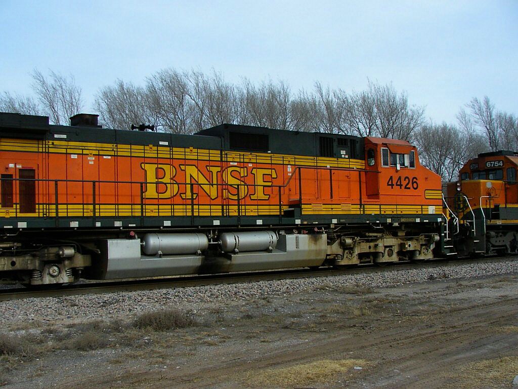 BNSF 4426